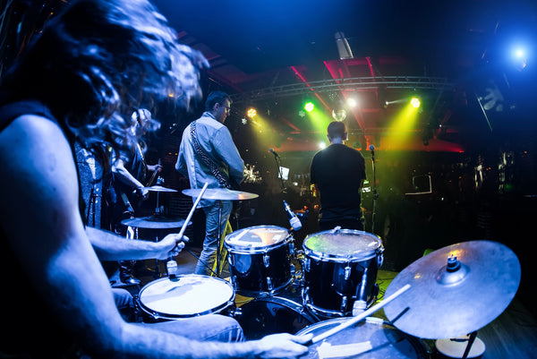 Playing Along with Pre-Recorded Tracks - Carvin Audio